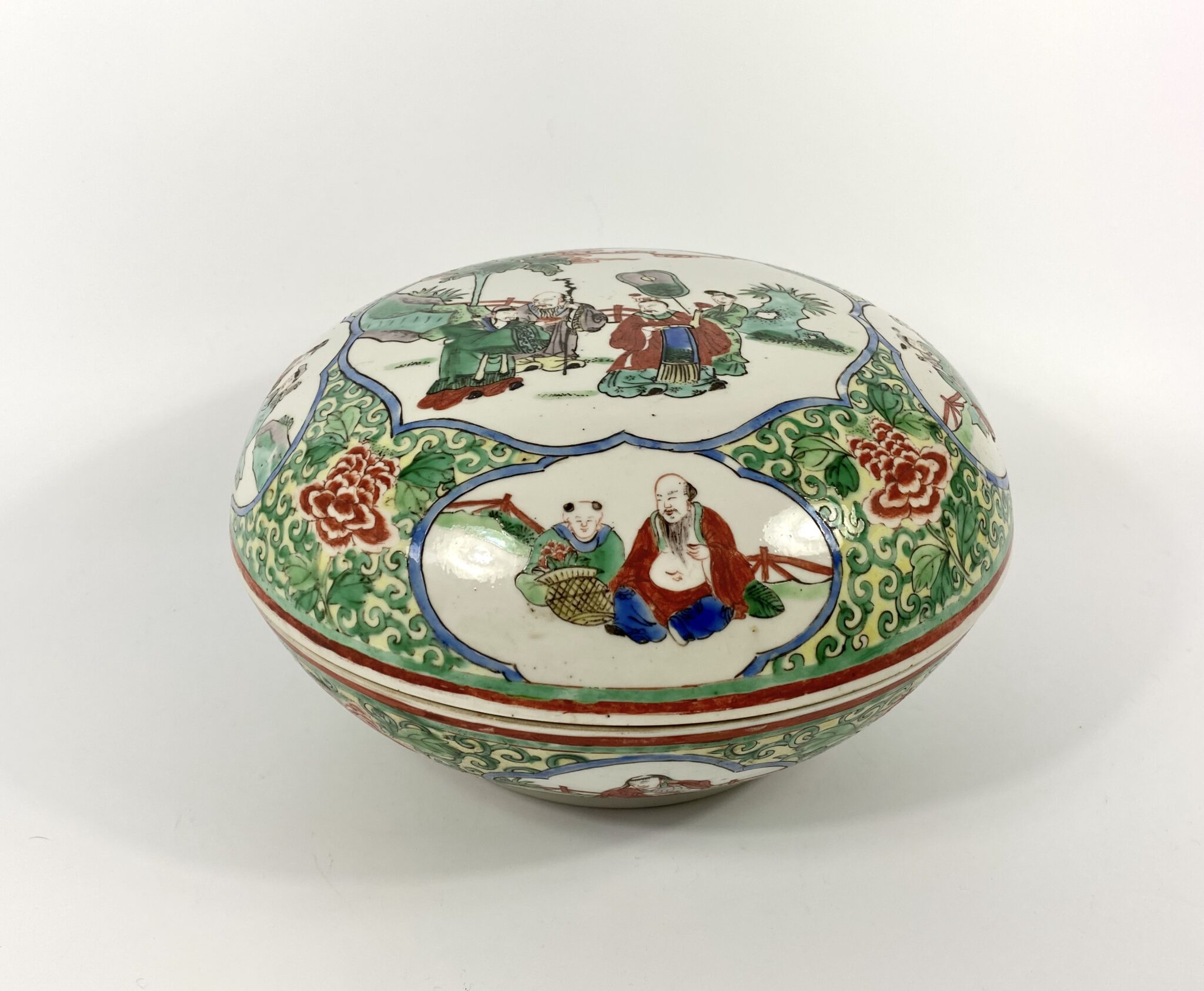Large Chinese porcelain box and cover, c. 1900. Qing Dynasty. | Philip ...